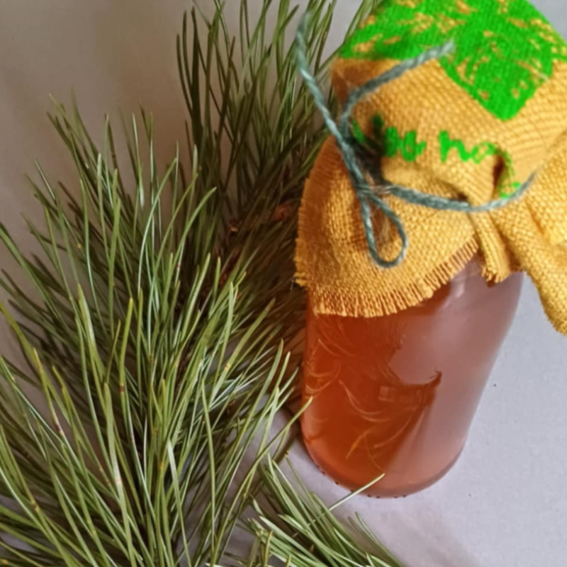 Pušies spyglių sirupas su medumi 200ml